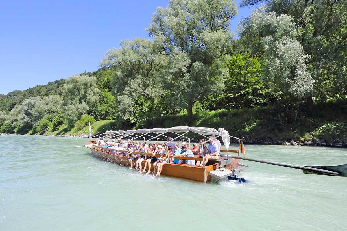 Plättenfahrt Tittmoning – Romantische Flussfahrt erleben